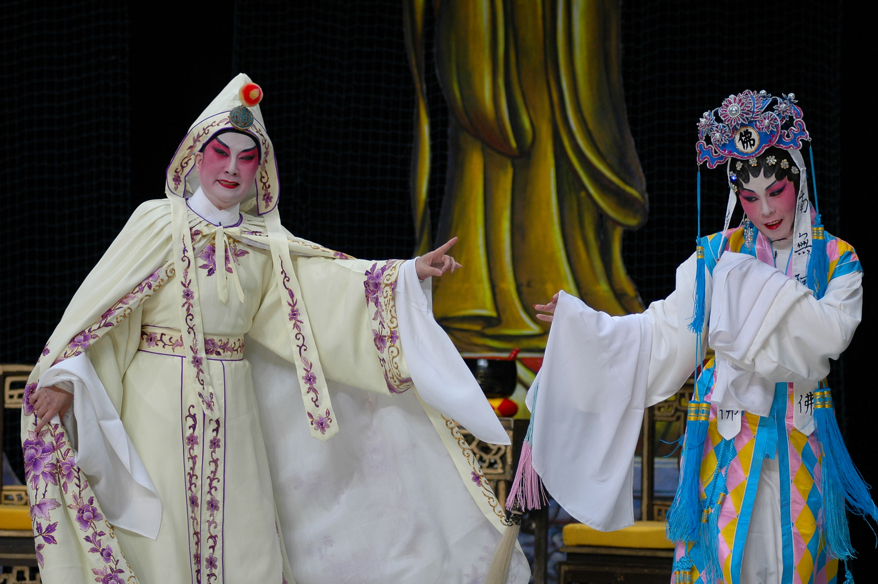 Cantonese Opera Concert In Signature Chinese opera makeup and costumes ...